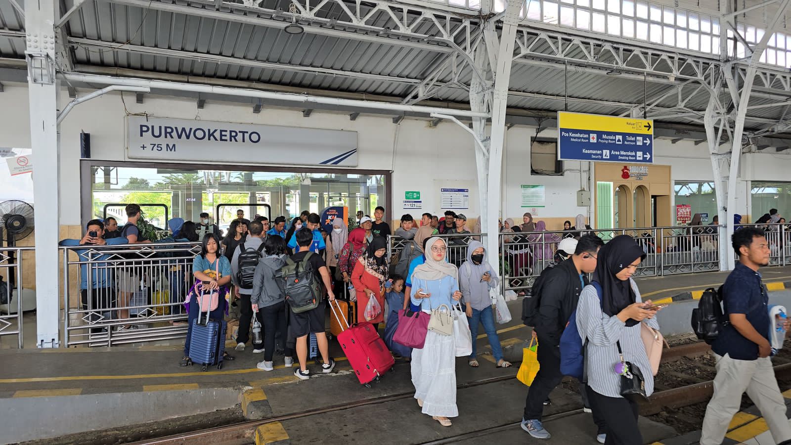 Awali Libur Panjang Tahun Baru Islam, KAI Daop 5 Berangkatkan 14.980 ...